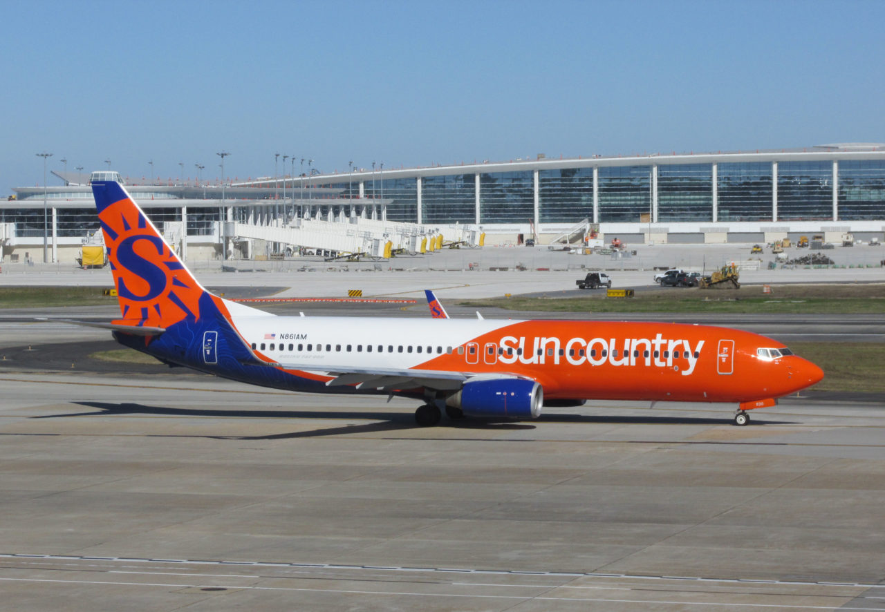 flymsy - Louis Armstrong New Orleans International Airport